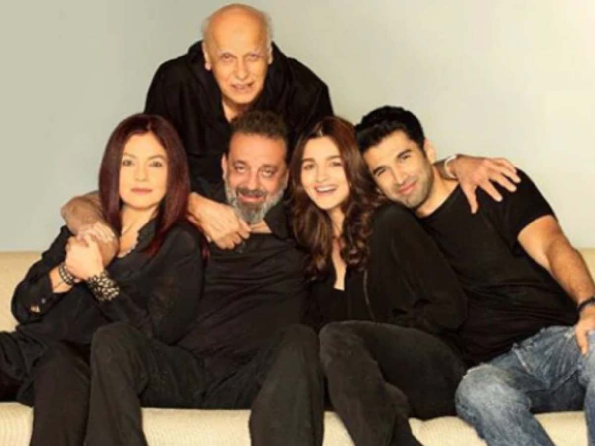 Sadak 2 Wallpapers - Wallpaper Cave