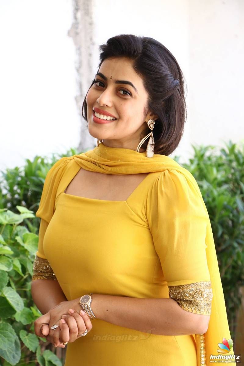 Poorna Wallpapers - Wallpaper Cave