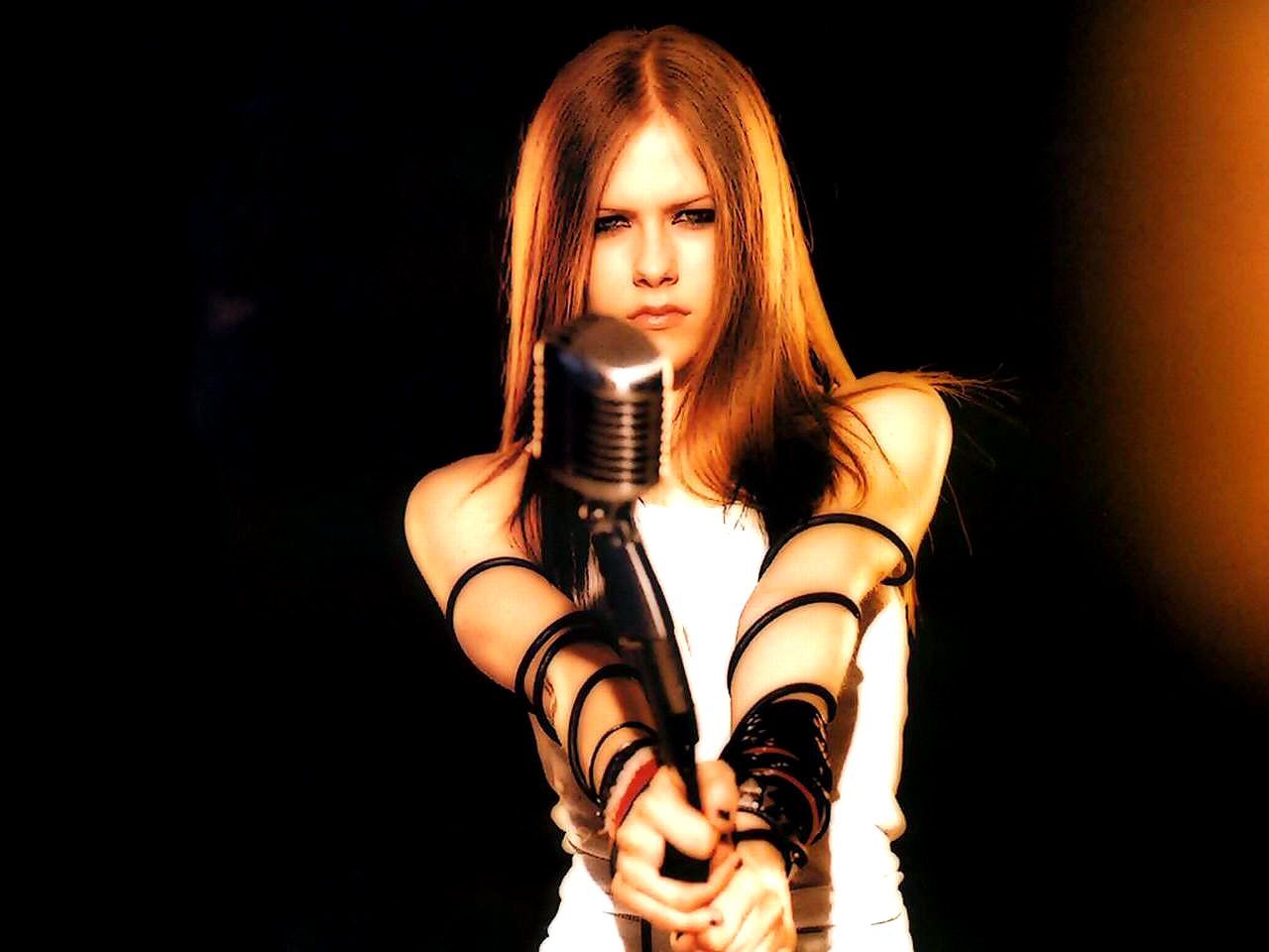 Avril Lavigne Complicated Wallpapers - Wallpaper Cave