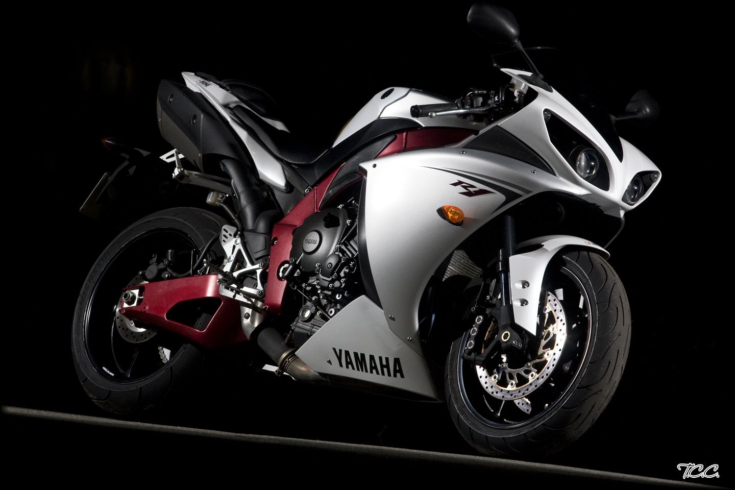Yamaha R1 Desktop Wallpapers - Wallpaper Cave