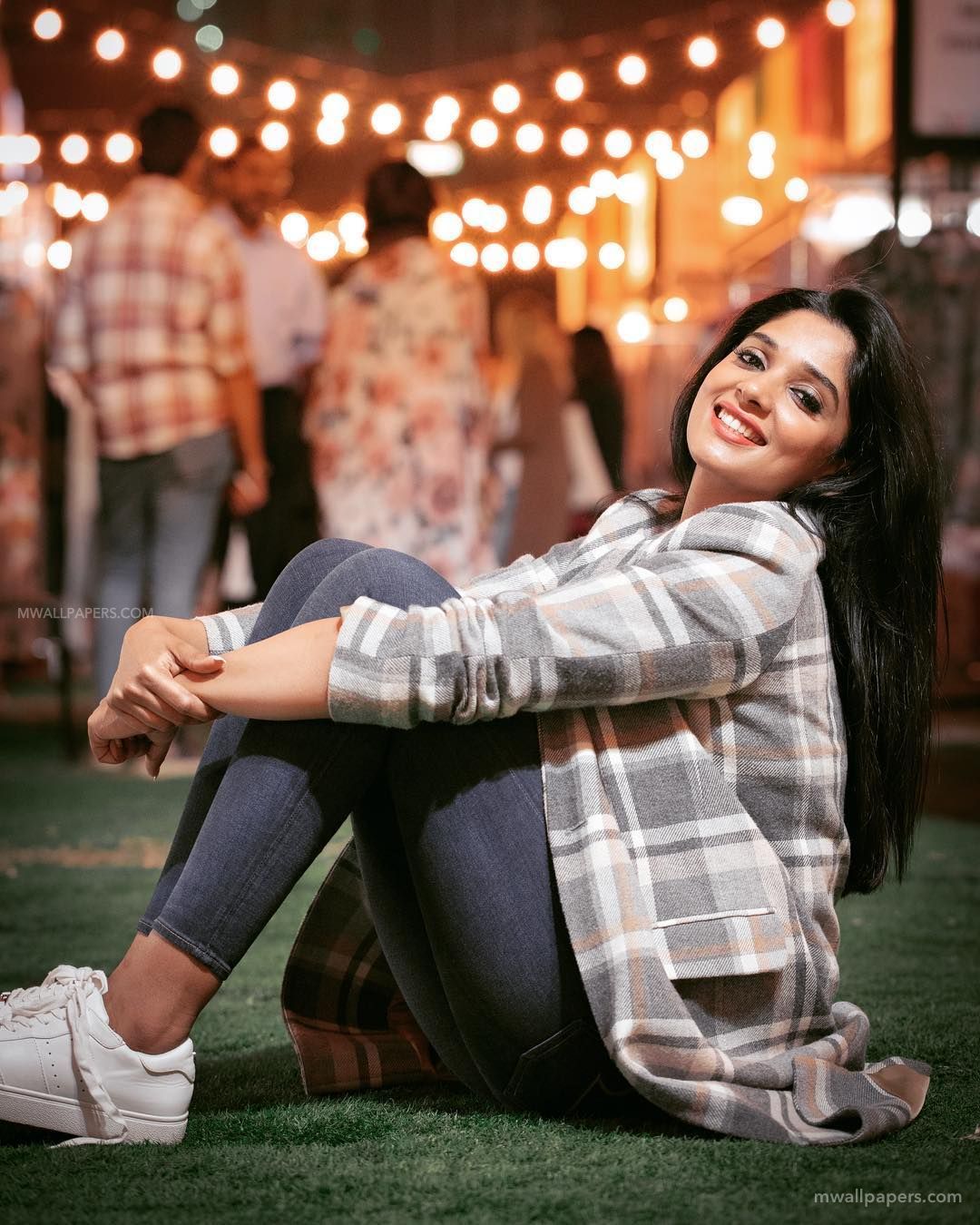 Nyla Usha Wallpapers - Wallpaper Cave