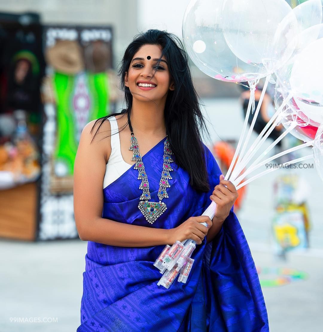 Nyla Usha Wallpapers - Wallpaper Cave