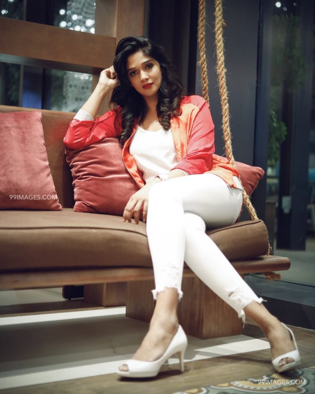 Nyla Usha Wallpapers - Wallpaper Cave