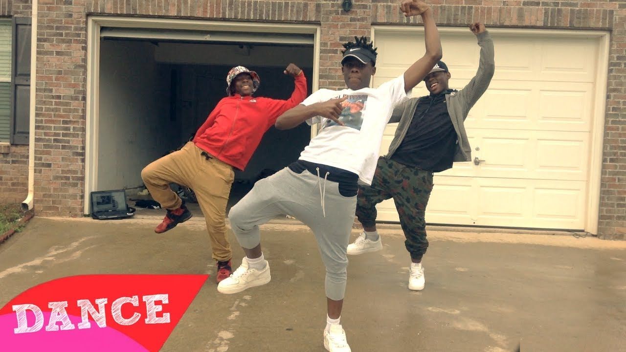 Riley Hit Dem Folks Wallpaper