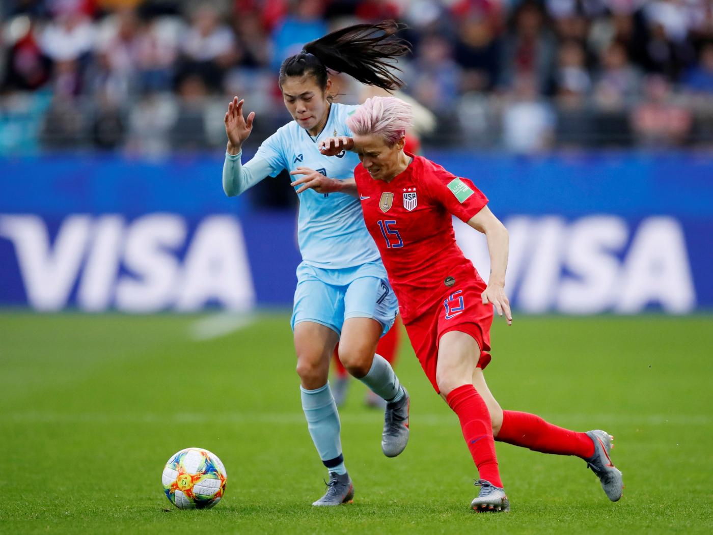 Women Playing Ball Wallpapers - Wallpaper Cave