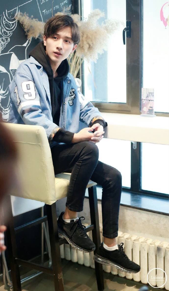 Li Hongyi Wallpapers - Wallpaper Cave