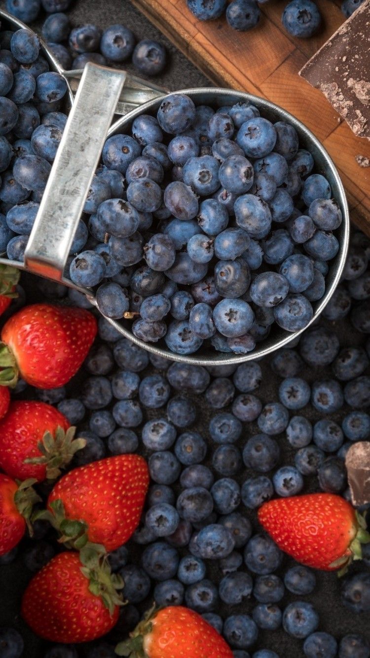 Blueberry And Strawberry Wallpaper at Viola Joy blog