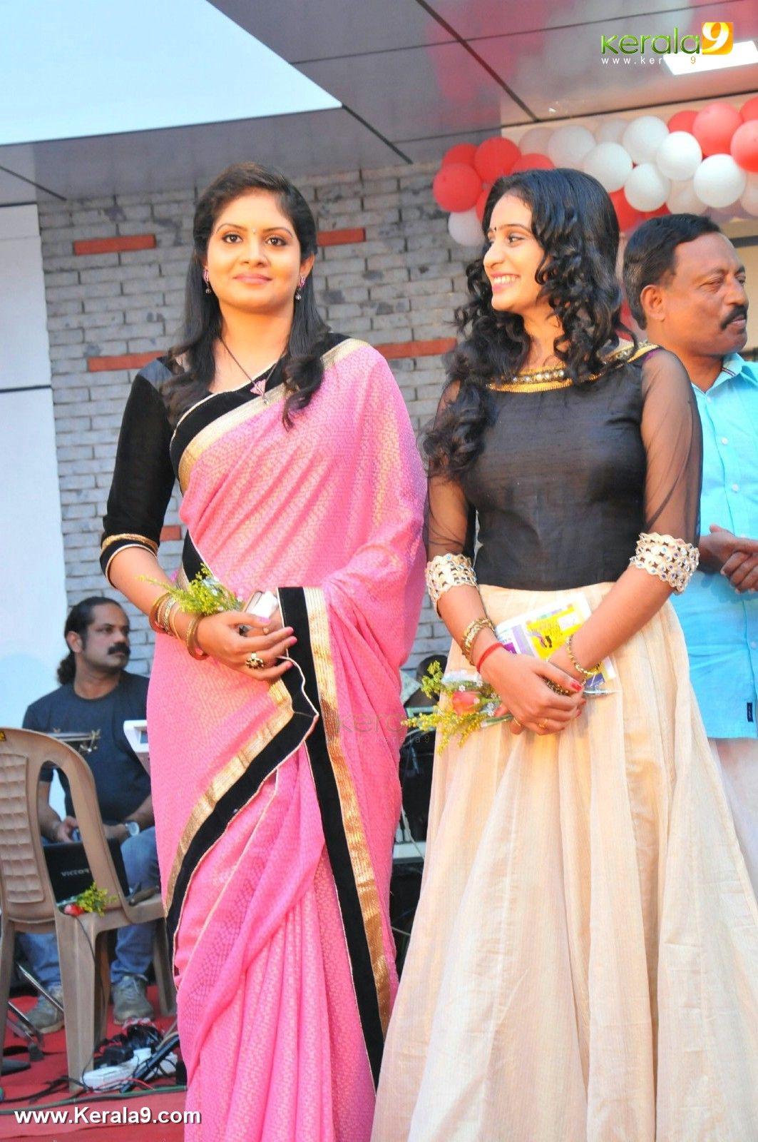 Gayathri Arun Serial Actress Family