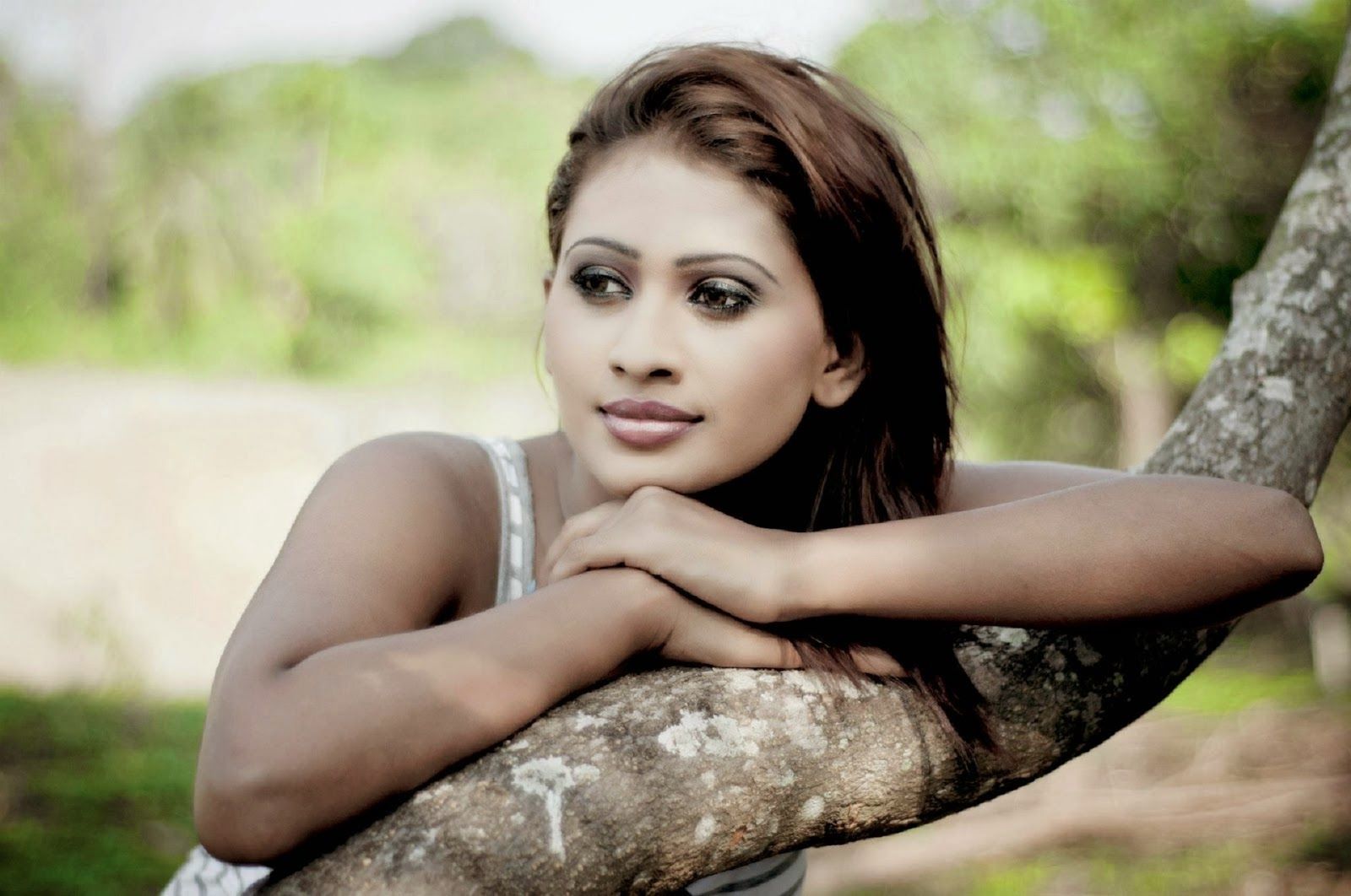 Piumi Hansamali Wallpapers - Wallpaper Cave