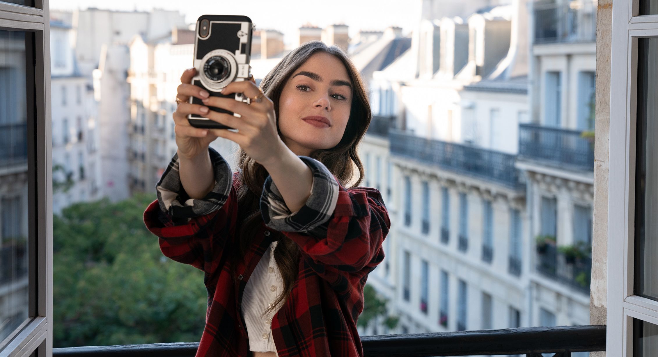 Emily In Paris Wallpapers - Wallpaper Cave