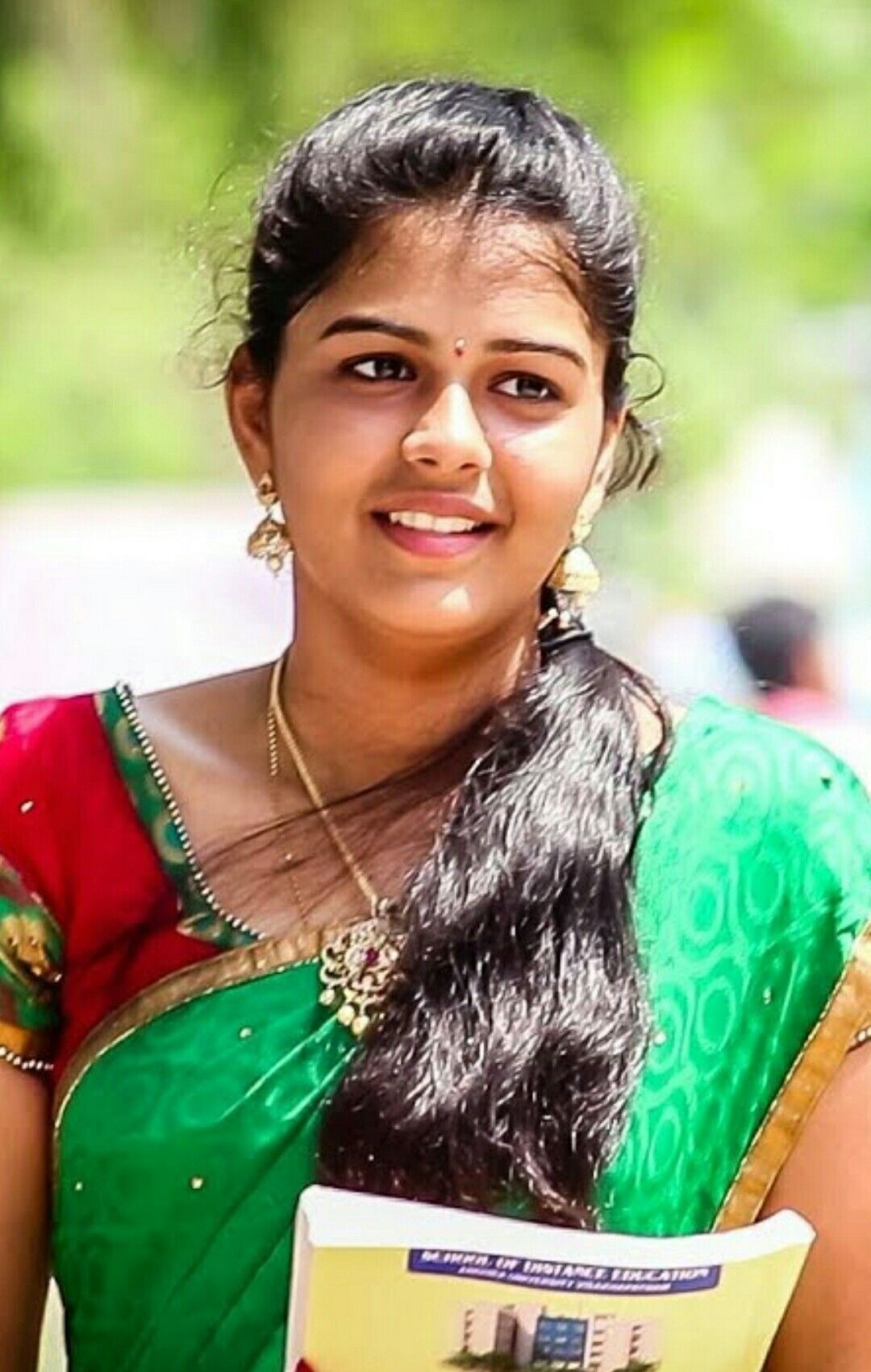 Indian Ladies Wallpapers - Wallpaper Cave