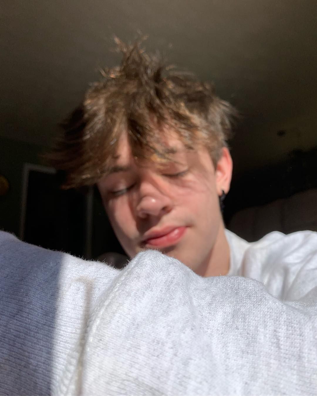 Cute White Boys Wallpapers - Wallpaper Cave