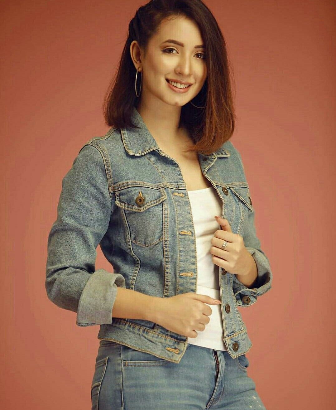 Komal Aziz Wallpapers - Wallpaper Cave