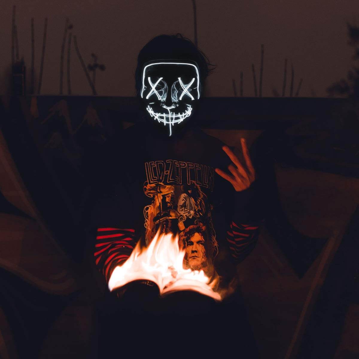 Halloween Led Light Up Mask Wallpapers - Wallpaper Cave