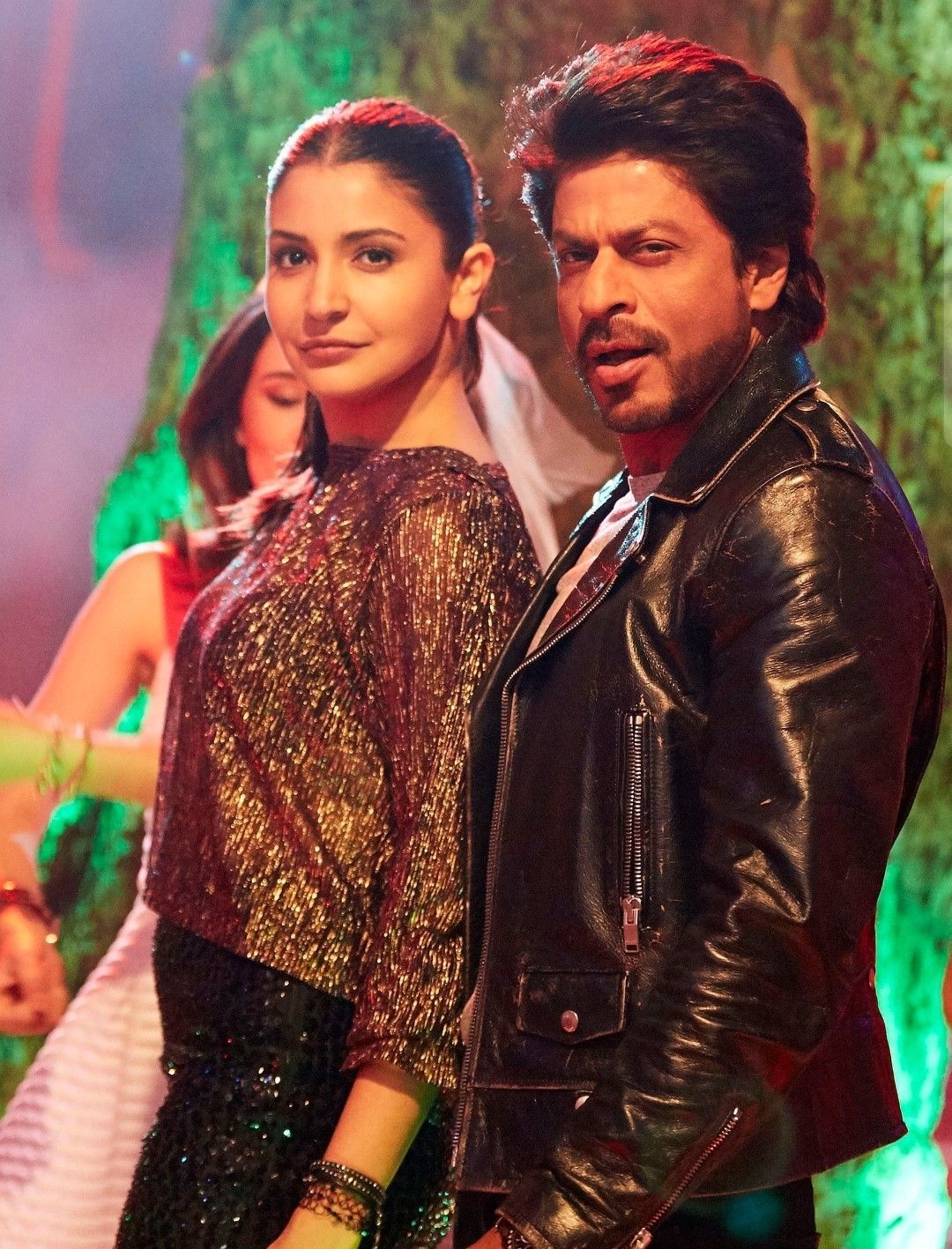 Shahrukh Khan And Anushka Sharma Wallpapers - Wallpaper Cave