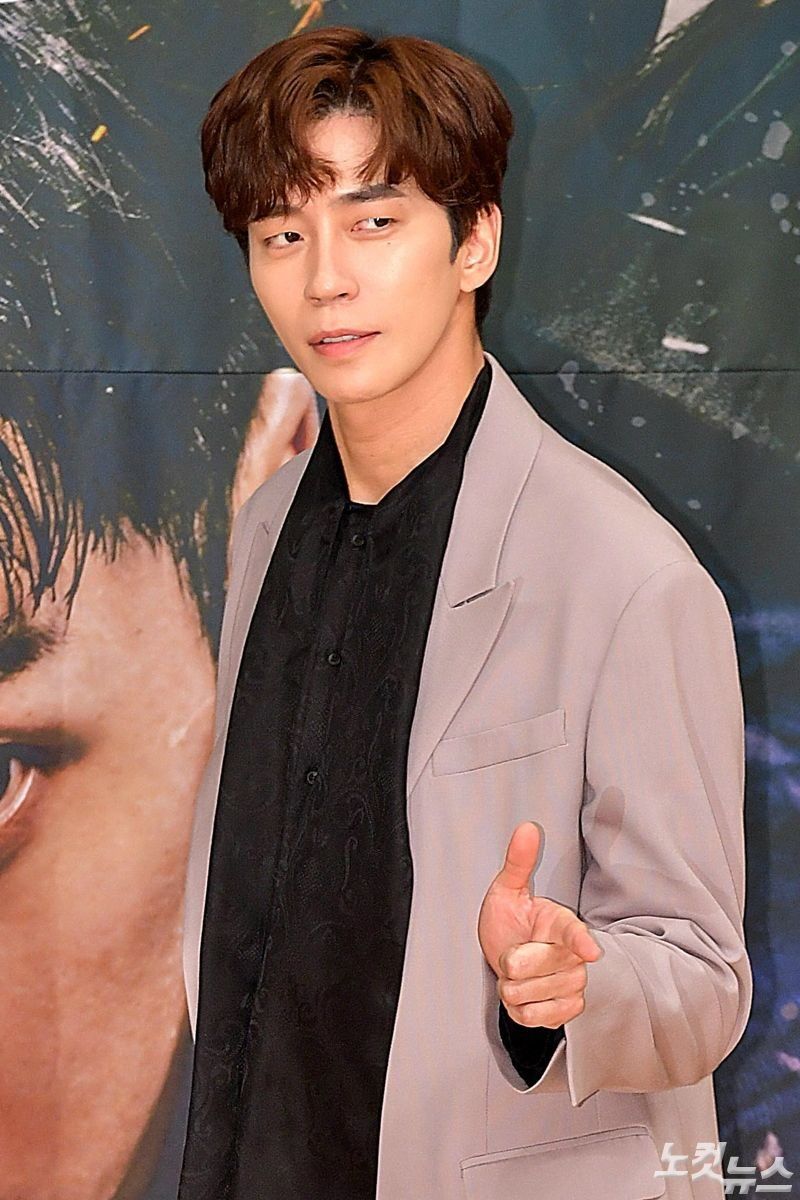 Shin Sung-rok Wallpapers - Wallpaper Cave