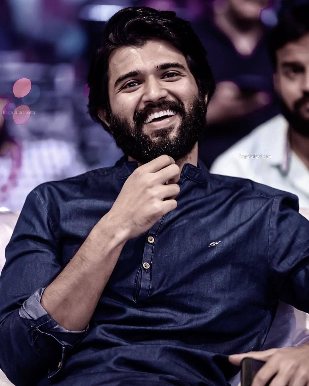 Vijay Devarakonda Beard Wallpapers - Wallpaper Cave