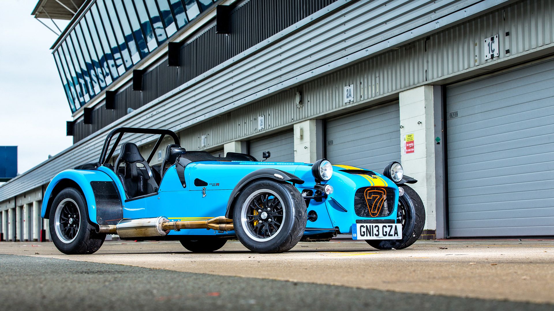 Caterham Wallpapers - Wallpaper Cave