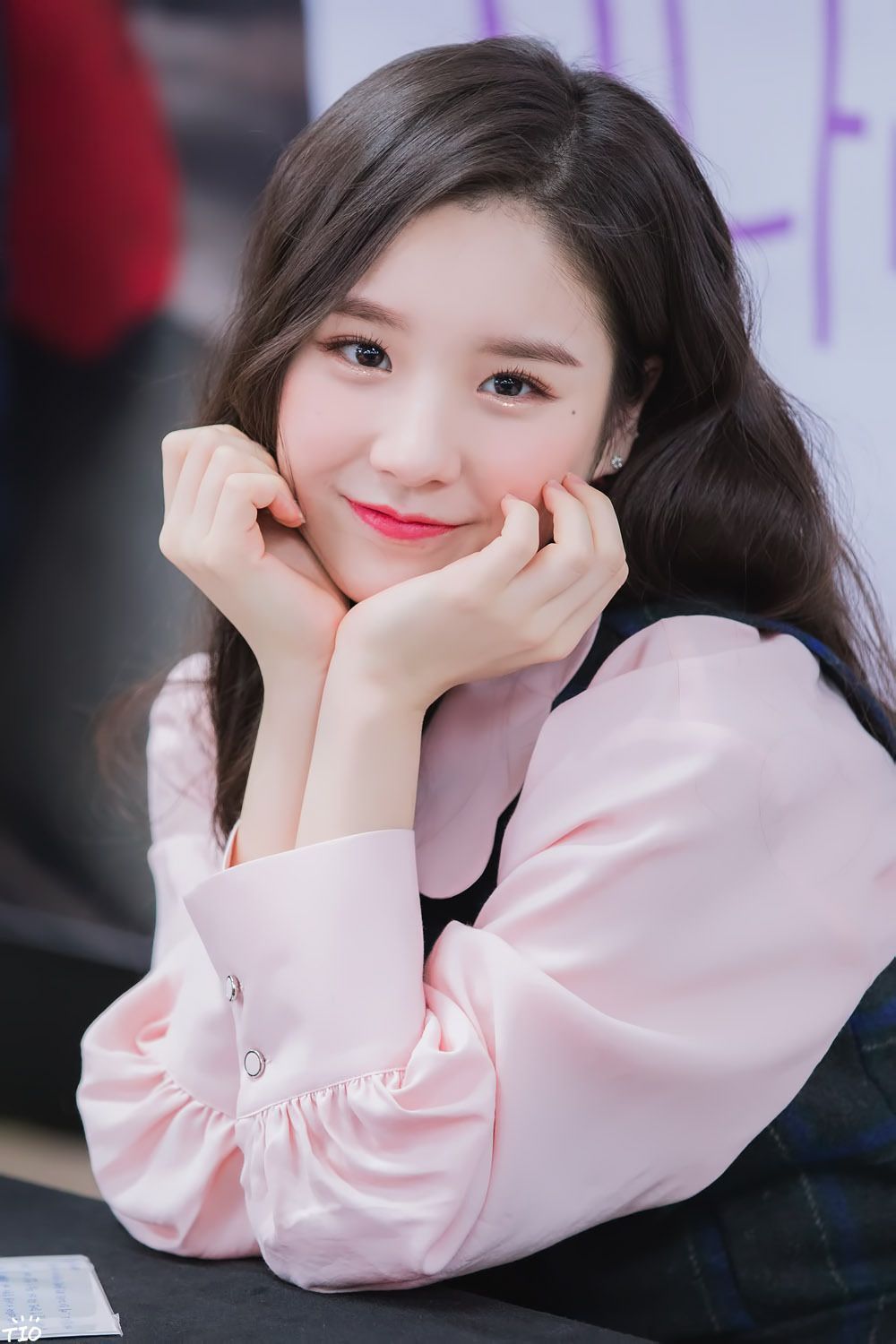Jeon HeeJin Wallpapers - Wallpaper Cave