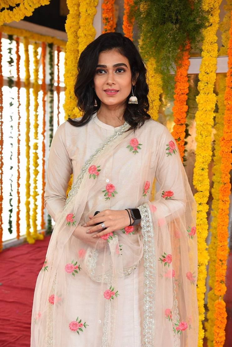 Akanksha Singh Wallpapers - Wallpaper Cave