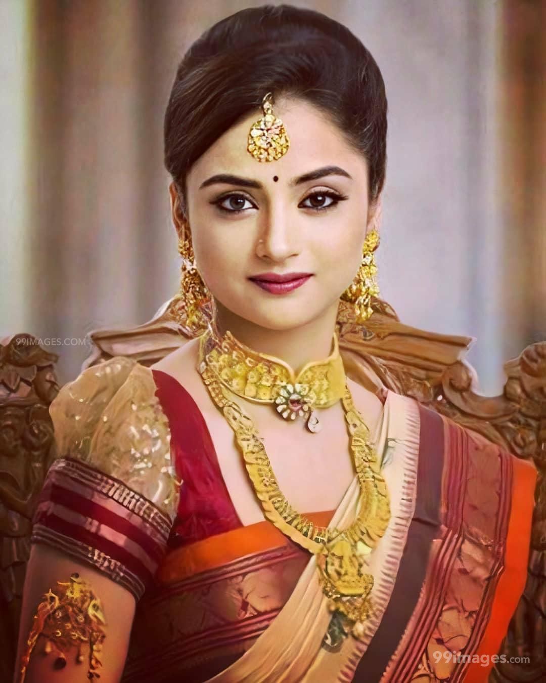 Madirakshi Mundle Wallpapers - Wallpaper Cave