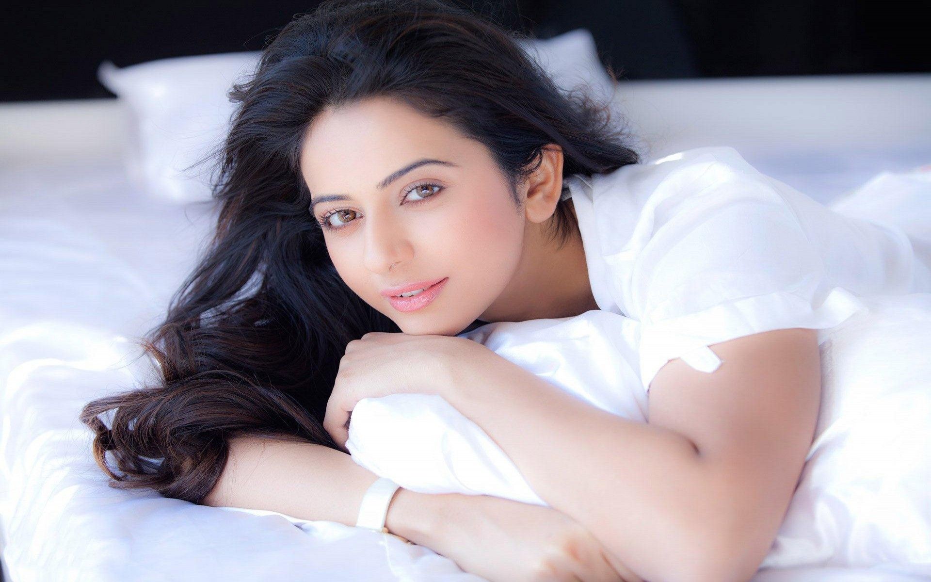 Rakul Preet Wallpapers - Wallpaper Cave