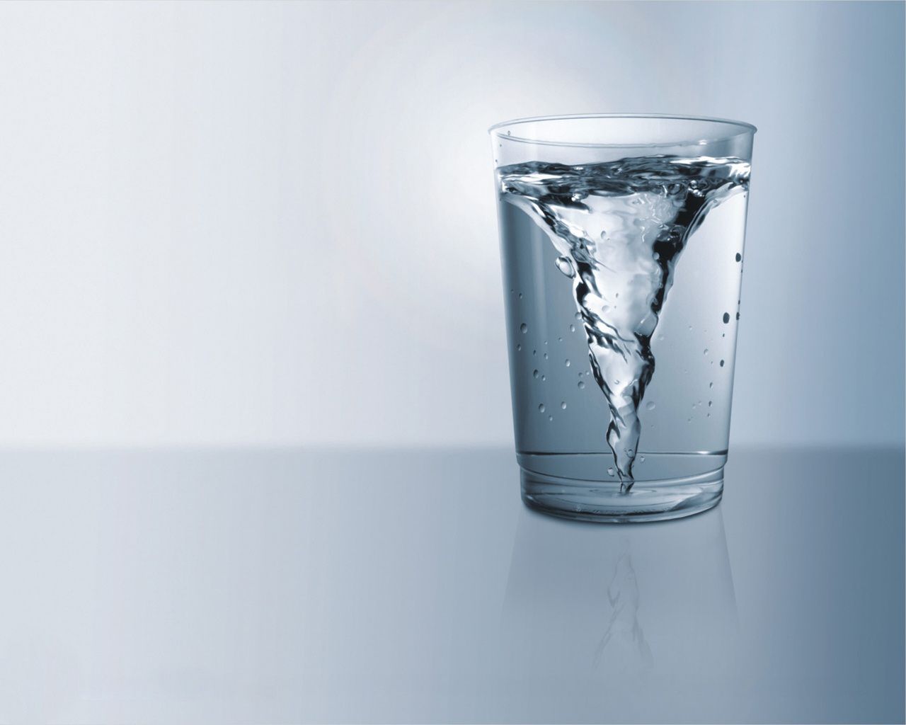Water Glass Wallpapers - Wallpaper Cave