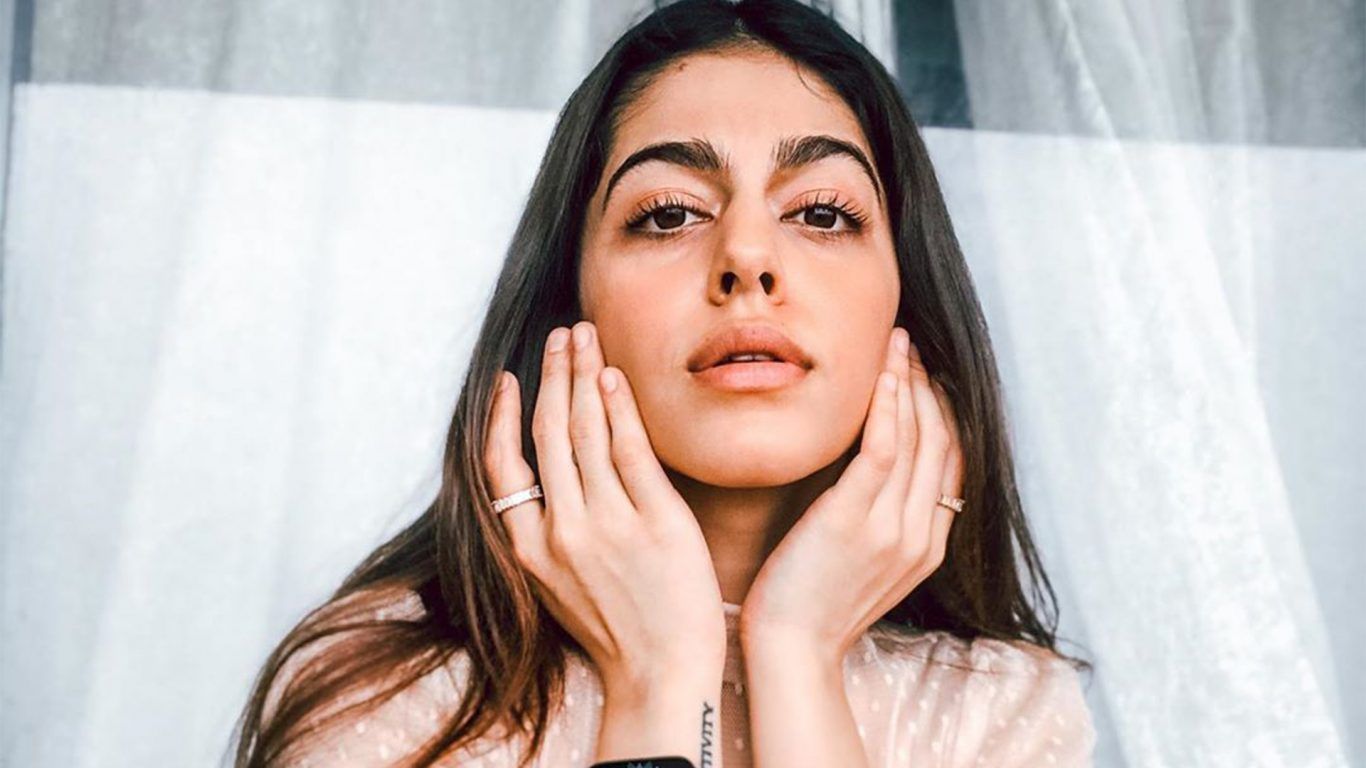 Alaya F Wallpapers - Wallpaper Cave