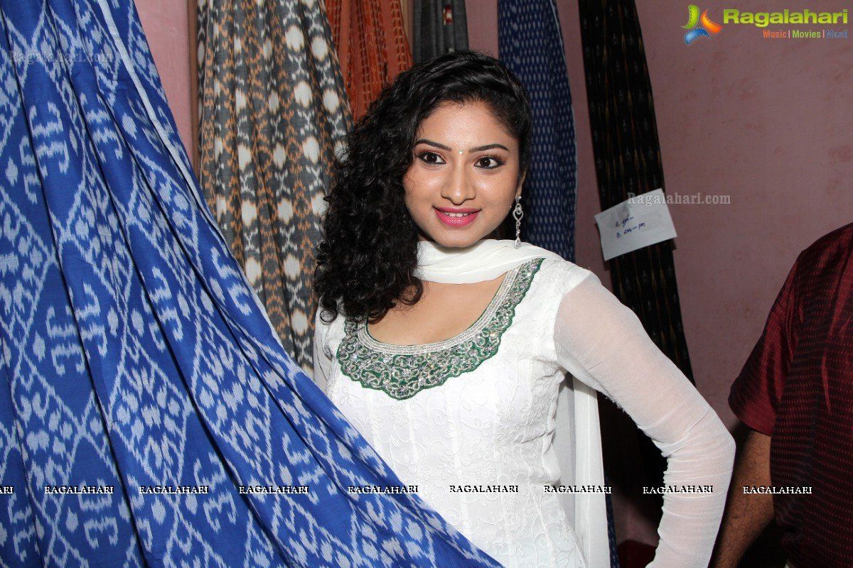 Vishnupriya Wallpapers - Wallpaper Cave