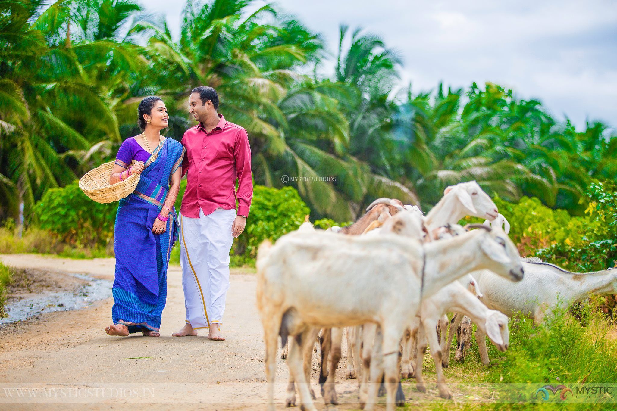 Village Couple Wallpapers - Wallpaper Cave