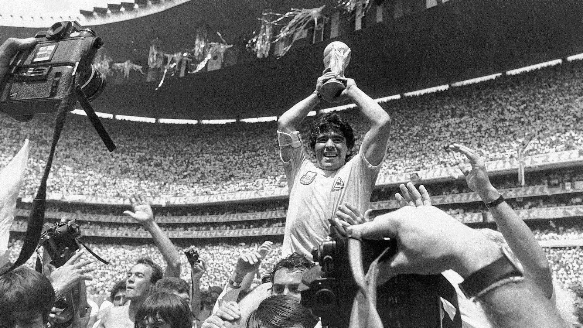 Diego Maradona RIP Wallpapers - Wallpaper Cave