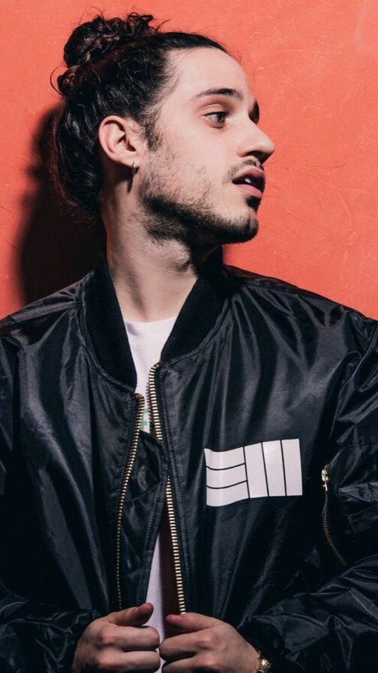 Russ Rapper Wallpapers - Wallpaper Cave