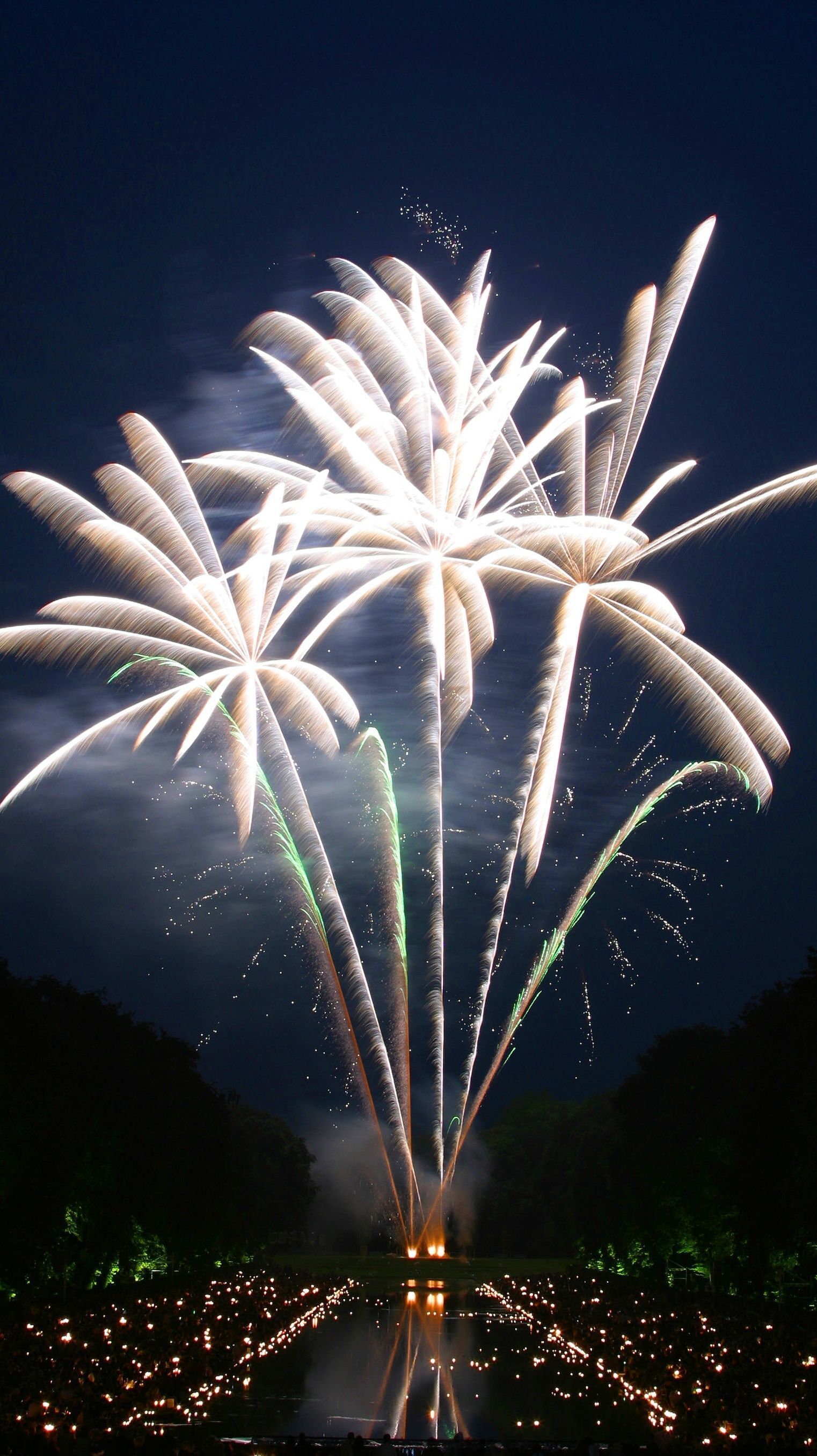 Winter Fireworks Wallpapers - Wallpaper Cave