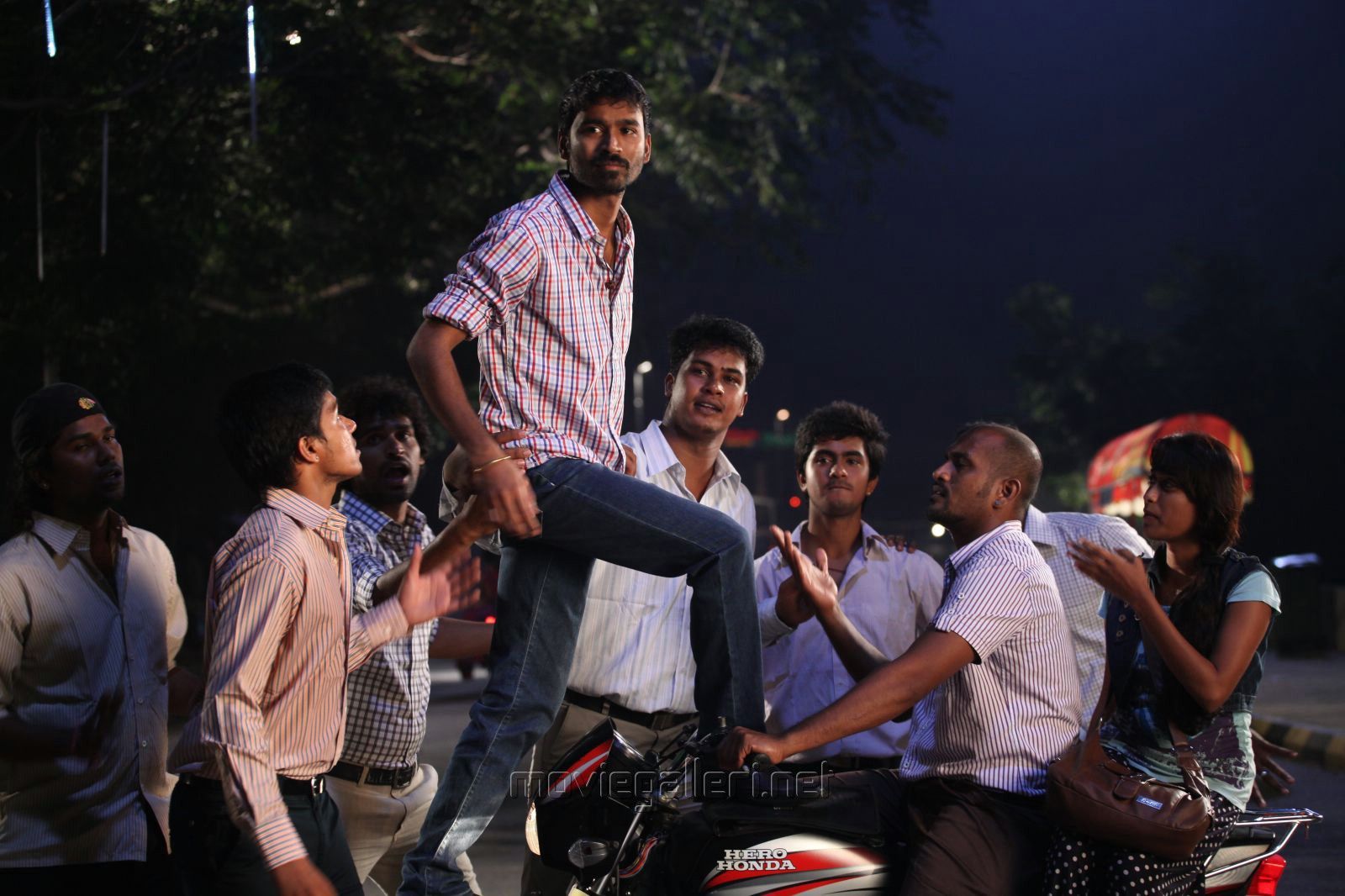 B.Tech Movie Wallpapers - Wallpaper Cave