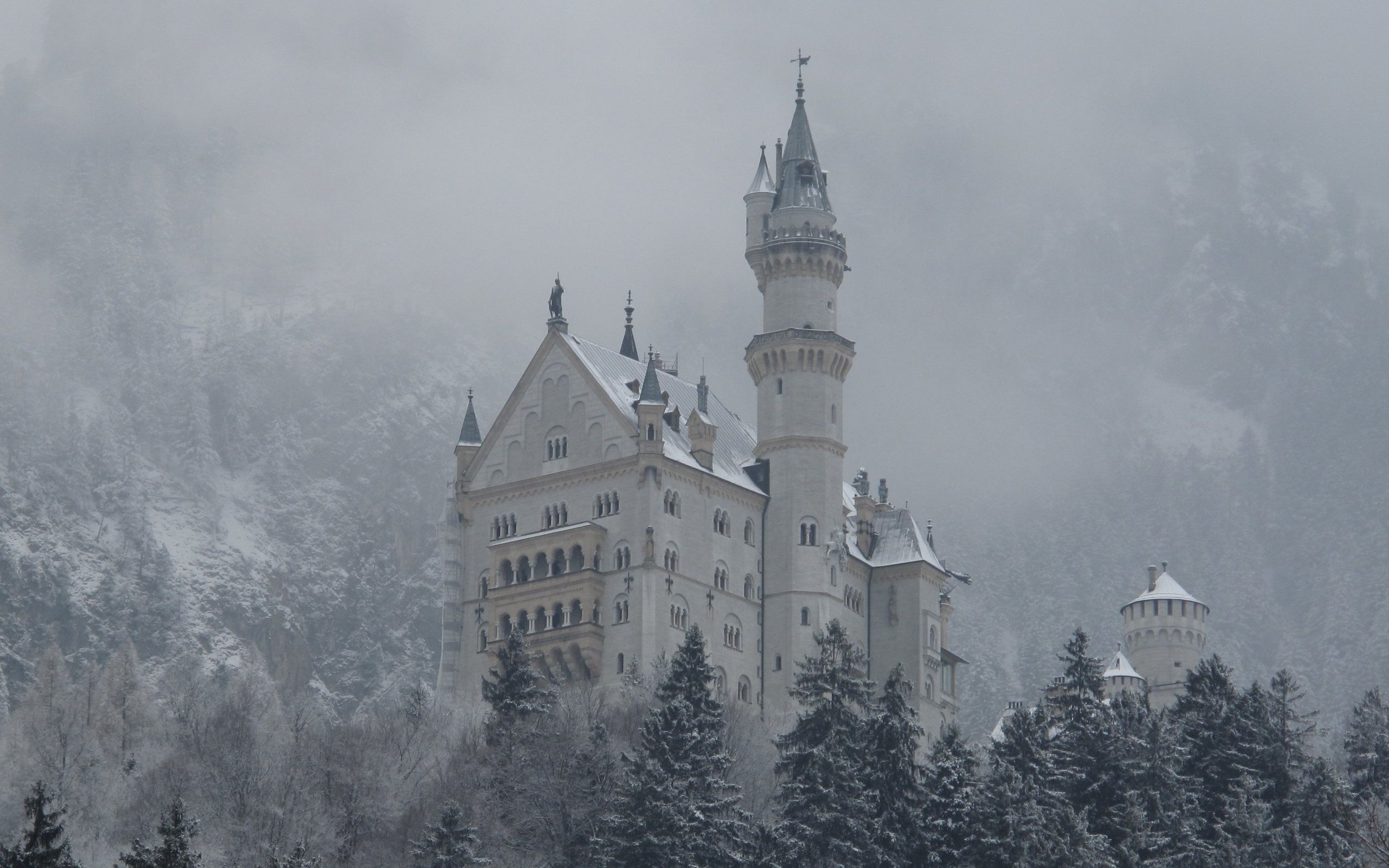 Winter Wonderland Castle Wallpapers - Wallpaper Cave