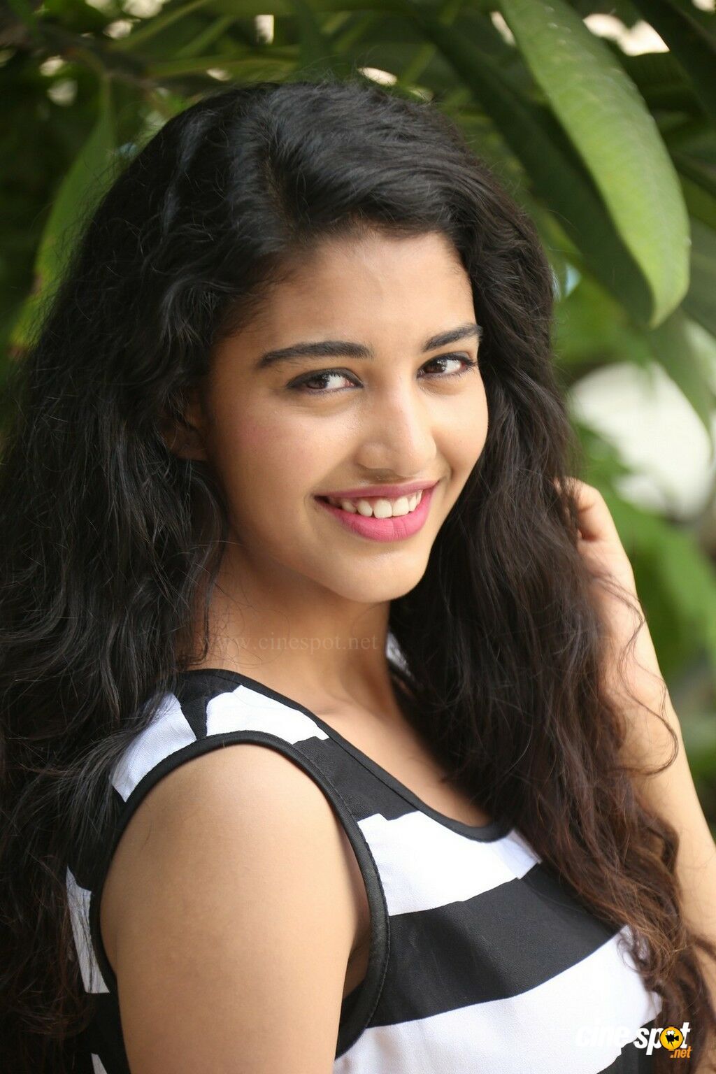 Daksha Nagarkar Wallpapers - Wallpaper Cave