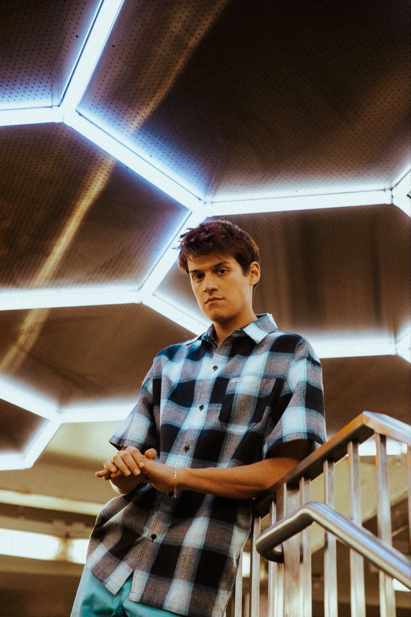 Omar Apollo Wallpapers - Wallpaper Cave