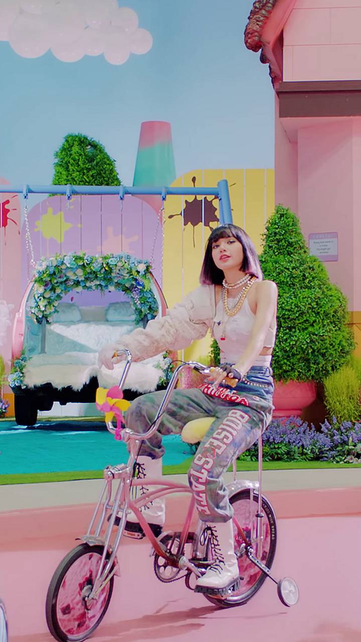 Lisa Ice Cream Wallpapers - Wallpaper Cave