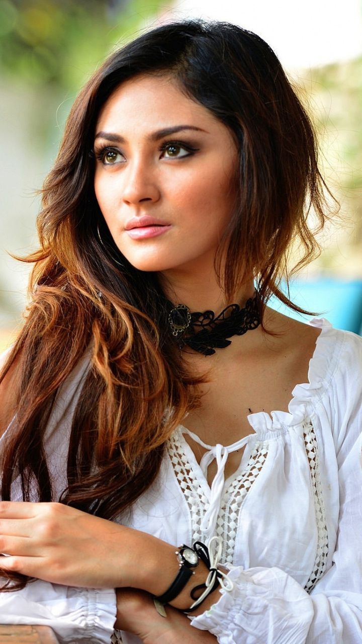 Cute Woman Wallpapers - Wallpaper Cave