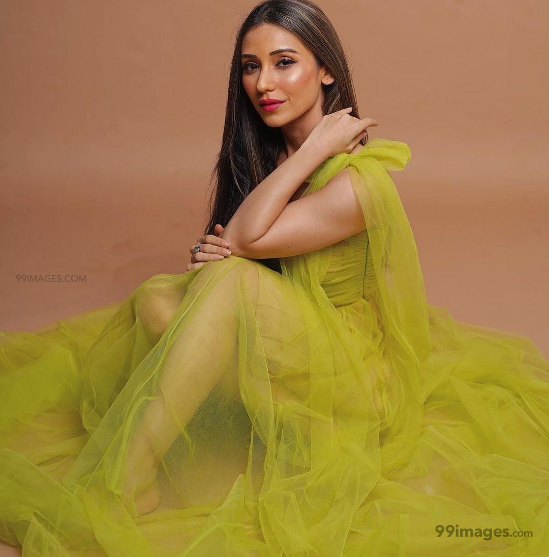 Heli Daruwala Wallpapers - Wallpaper Cave