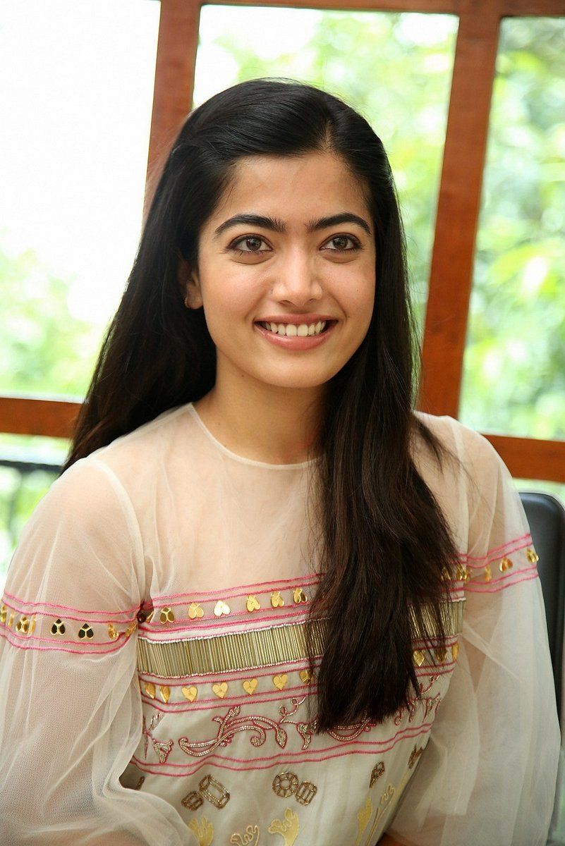 Dear Comrade Rashmika Wallpapers - Wallpaper Cave