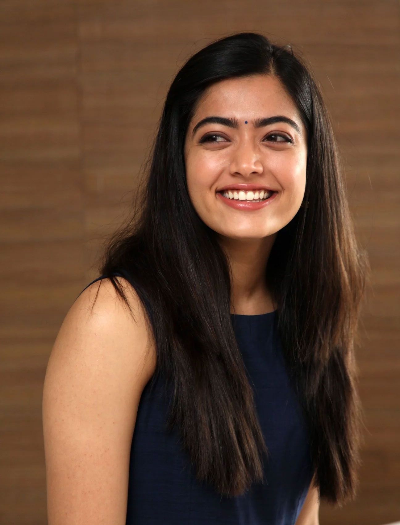 Dear Comrade Rashmika Wallpapers - Wallpaper Cave