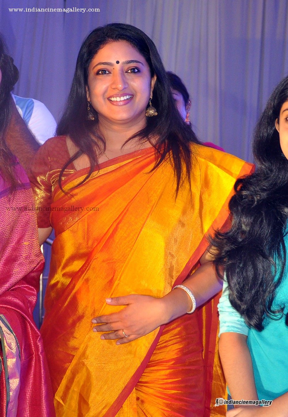 Praveena Wallpapers - Wallpaper Cave