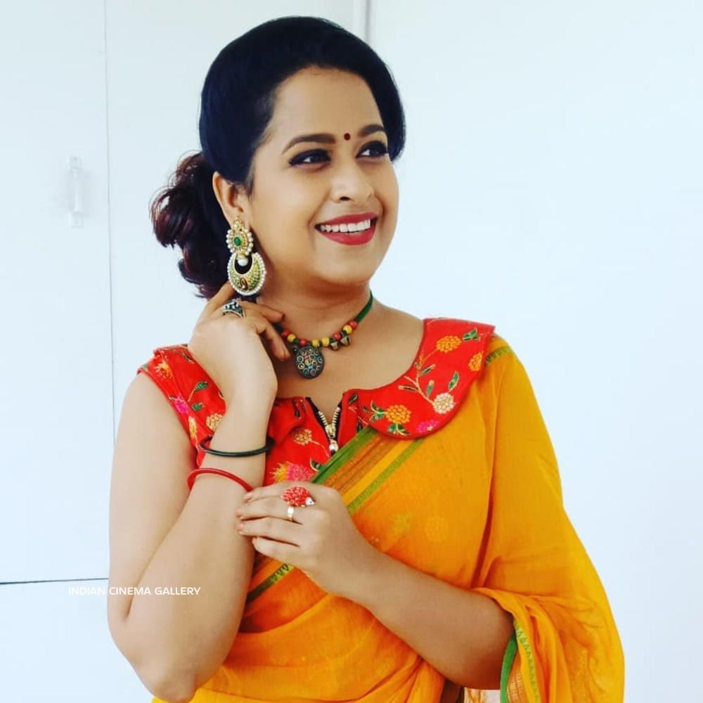 Sadhika Venugopal Wallpapers - Wallpaper Cave