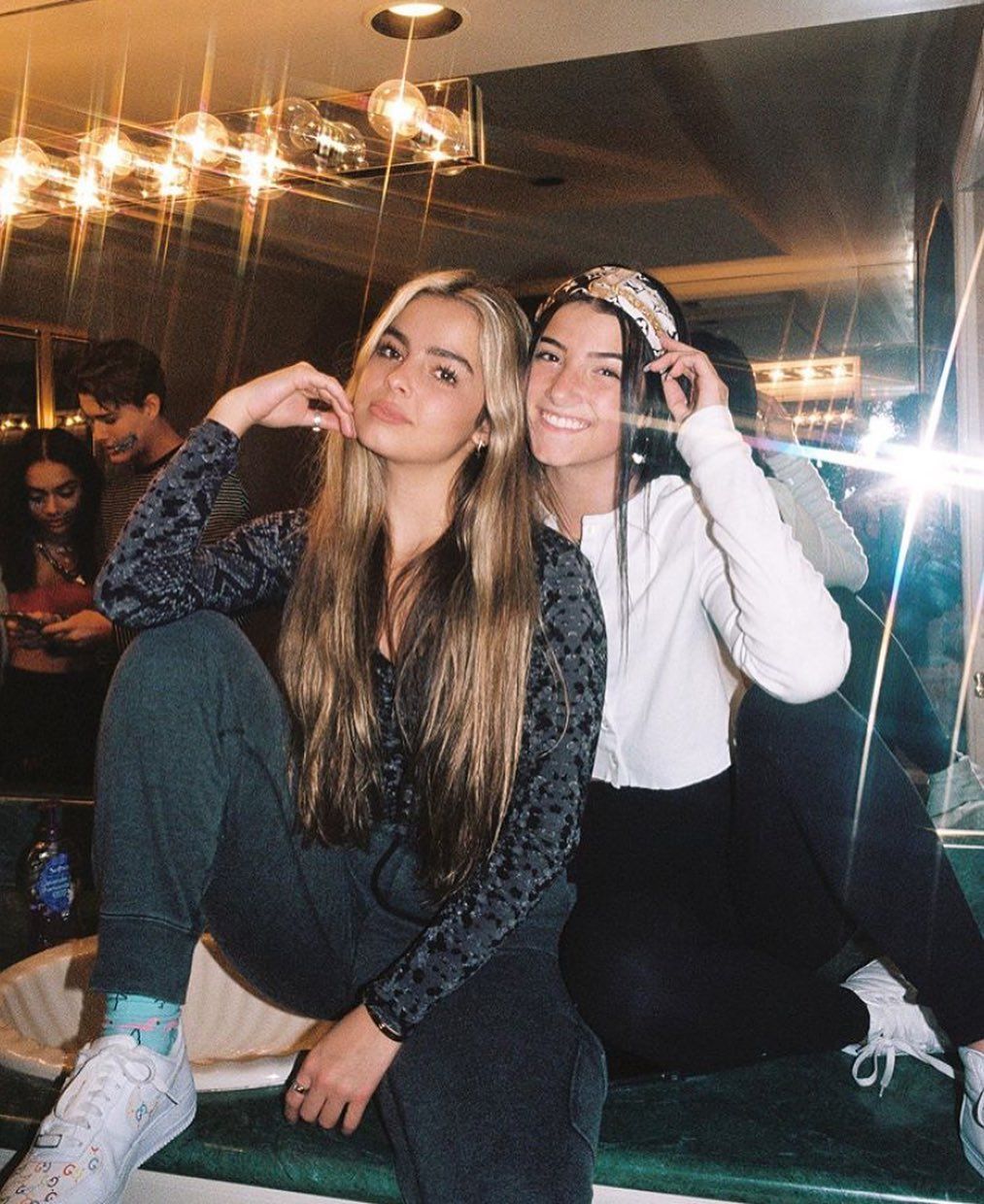 Dixie And Addison Wallpapers - Wallpaper Cave