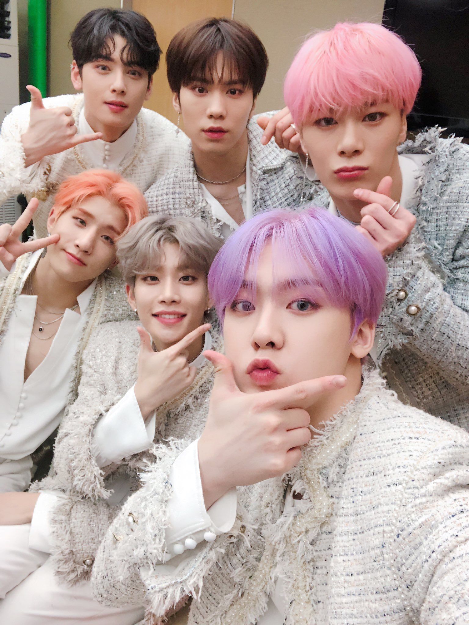 Astro All Night Wallpapers - Wallpaper Cave