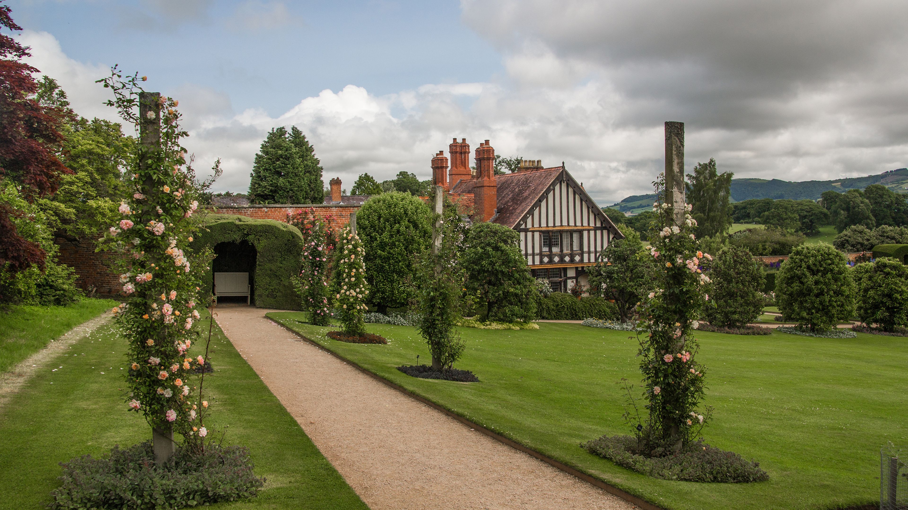 Castle Garden Wallpapers - Wallpaper Cave