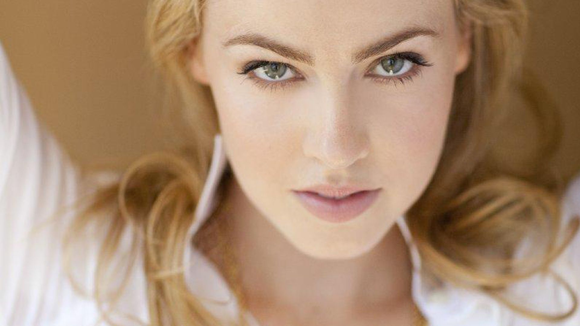 Amanda Schull Wallpapers - Wallpaper Cave