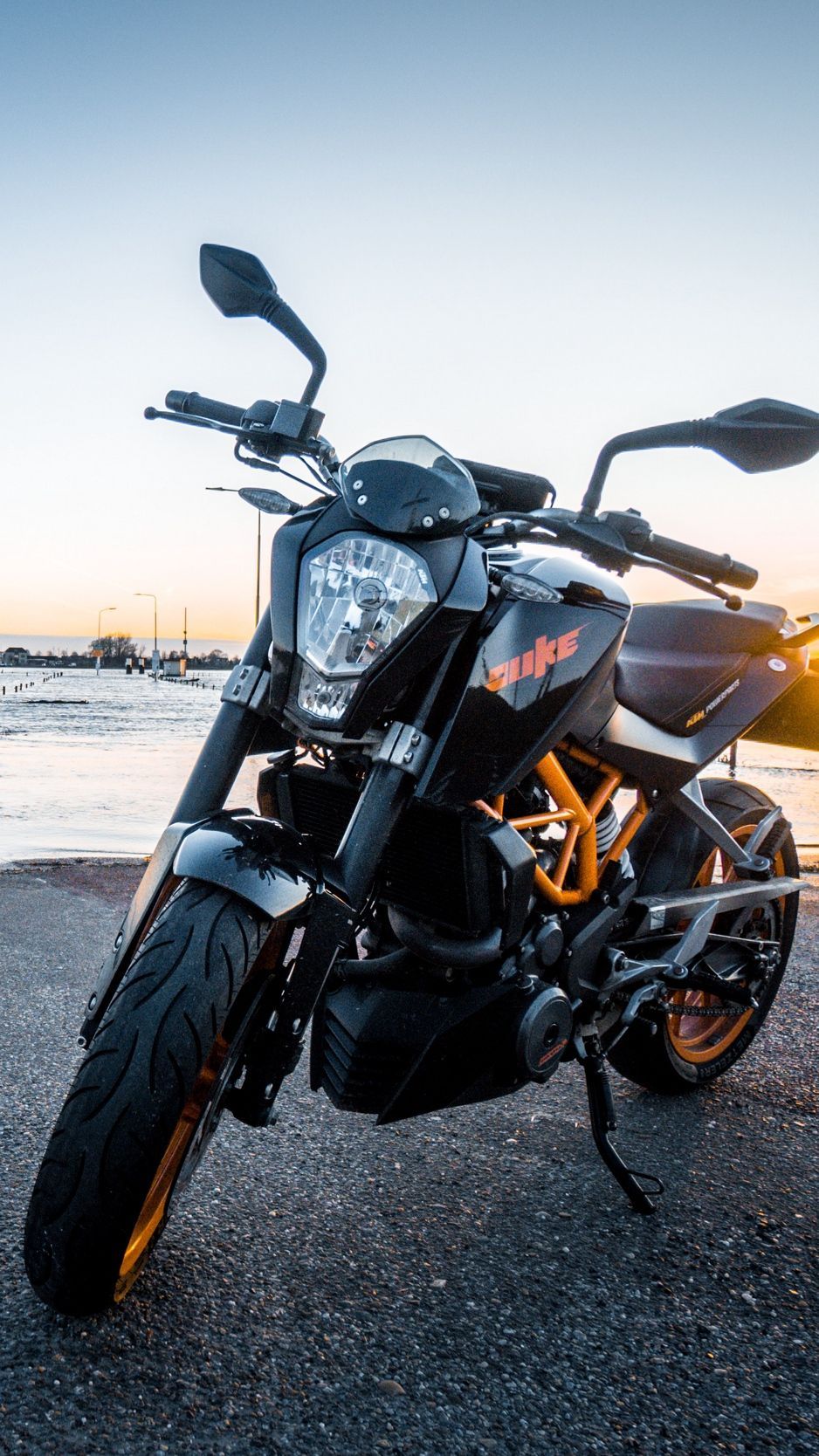 Duke Headlight Wallpapers - Wallpaper Cave