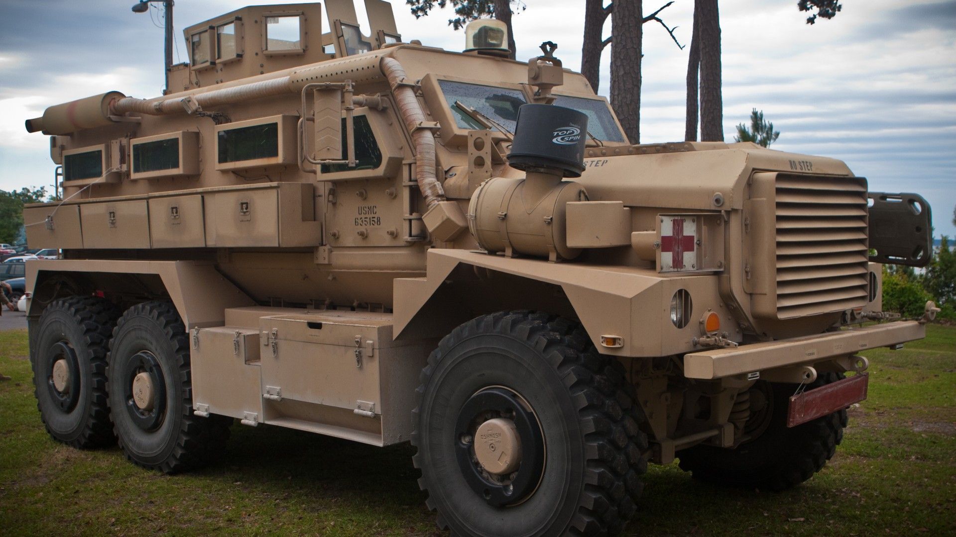 Armored Vehicles Wallpapers - Wallpaper Cave